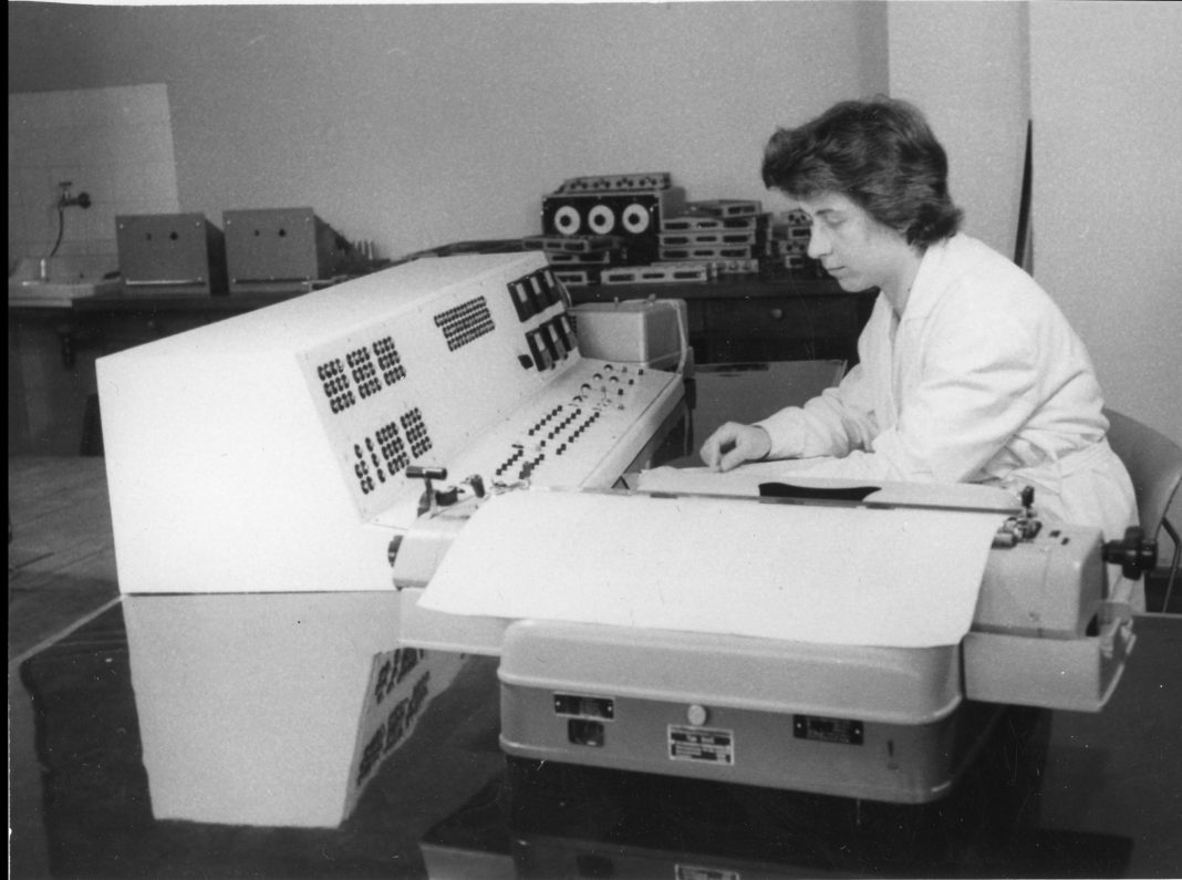 Първият български компютър "Витоша" от 1962 година | Българска история